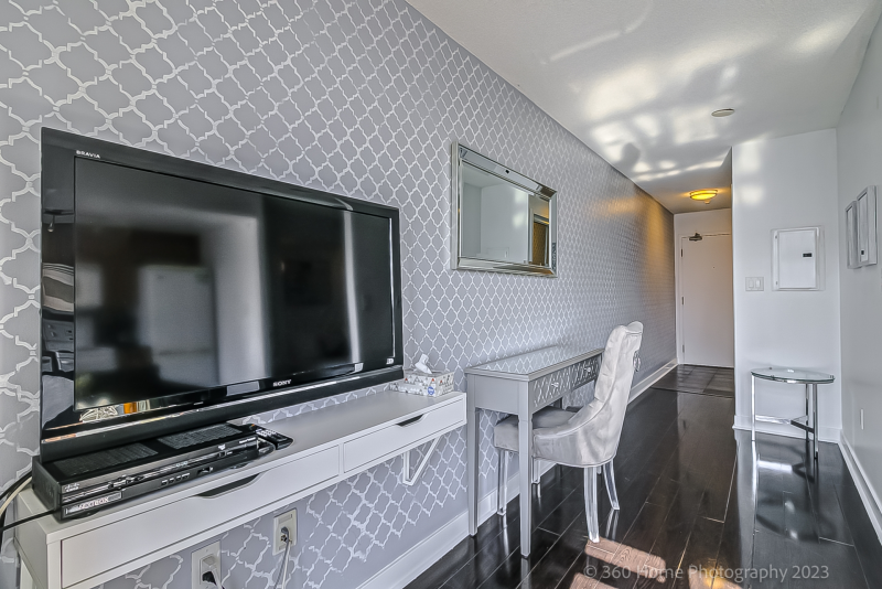 The Life Suites - Luxury Furnished Condos Toronto